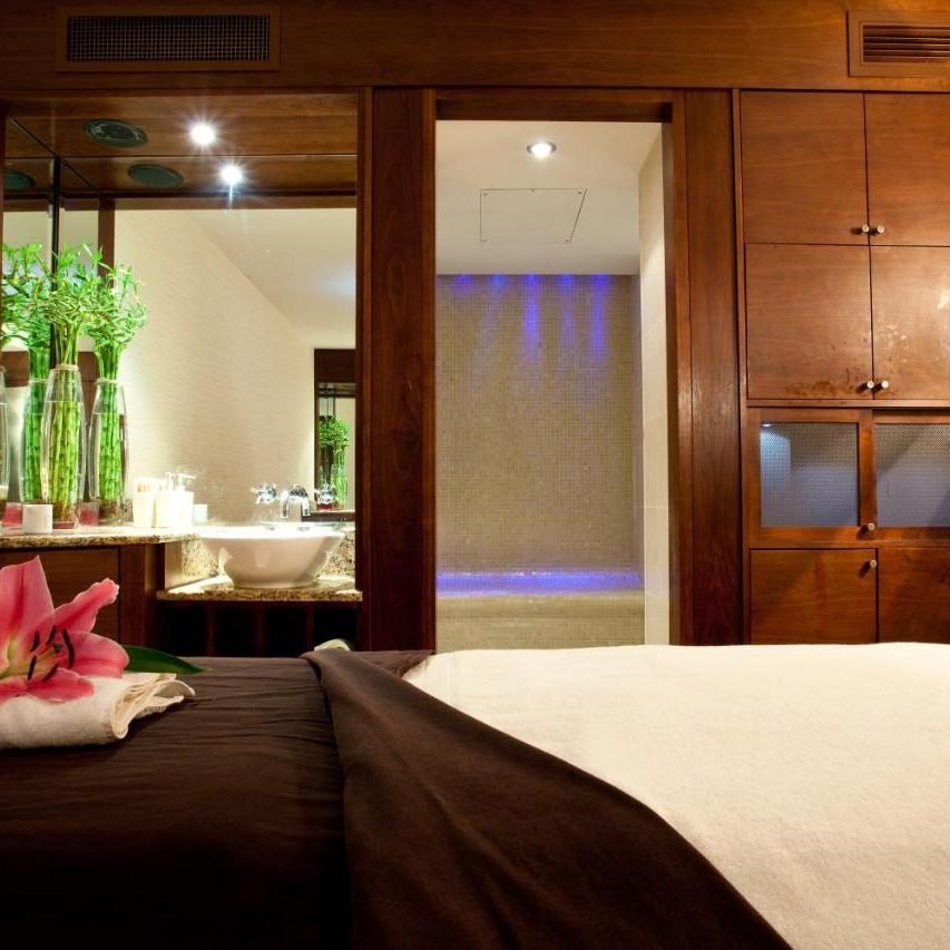 The Club Hotel & Spa